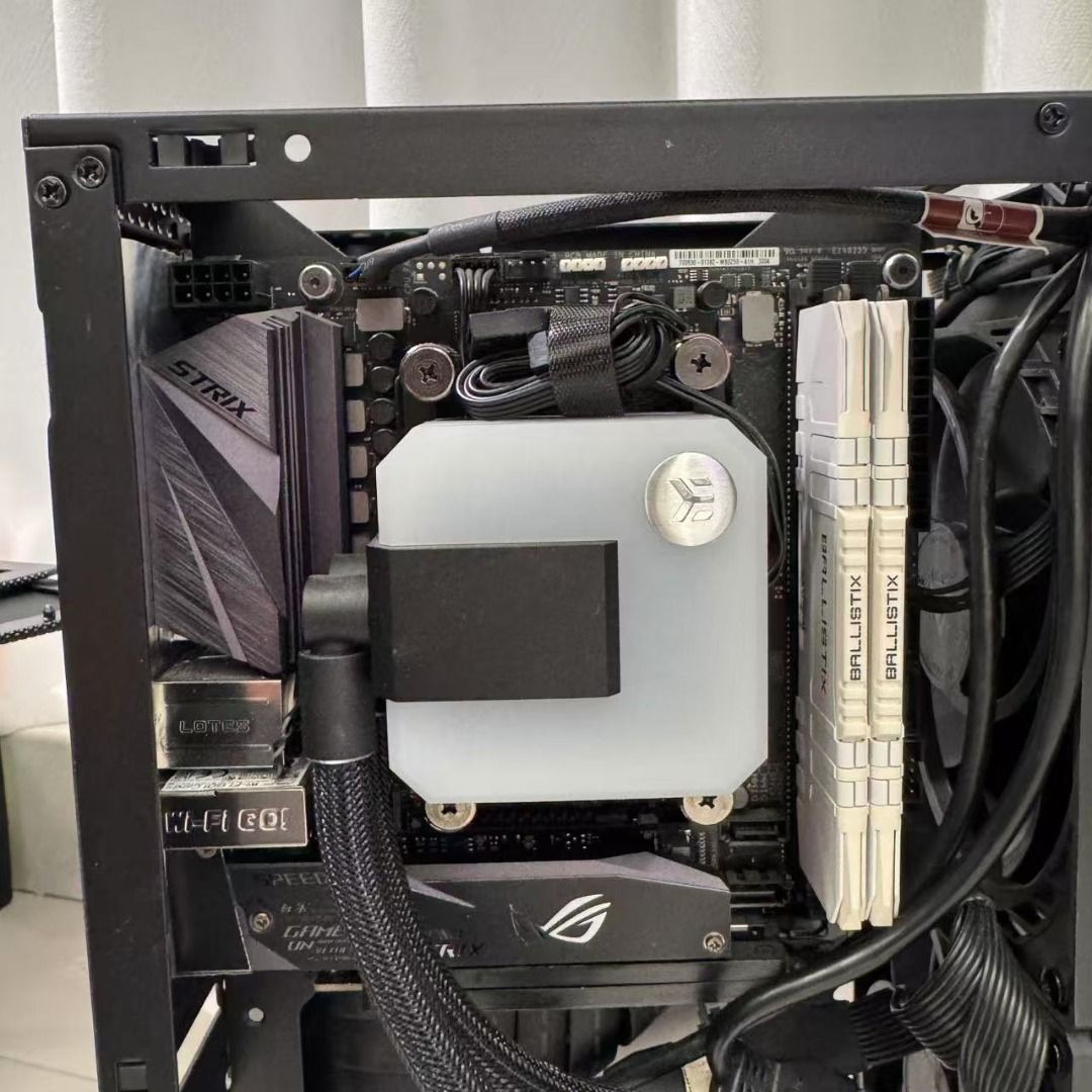 電腦 主機 配件 PC Desktop Computer Parts AMD Ryzen Asus ROG 3060 Crucial ...