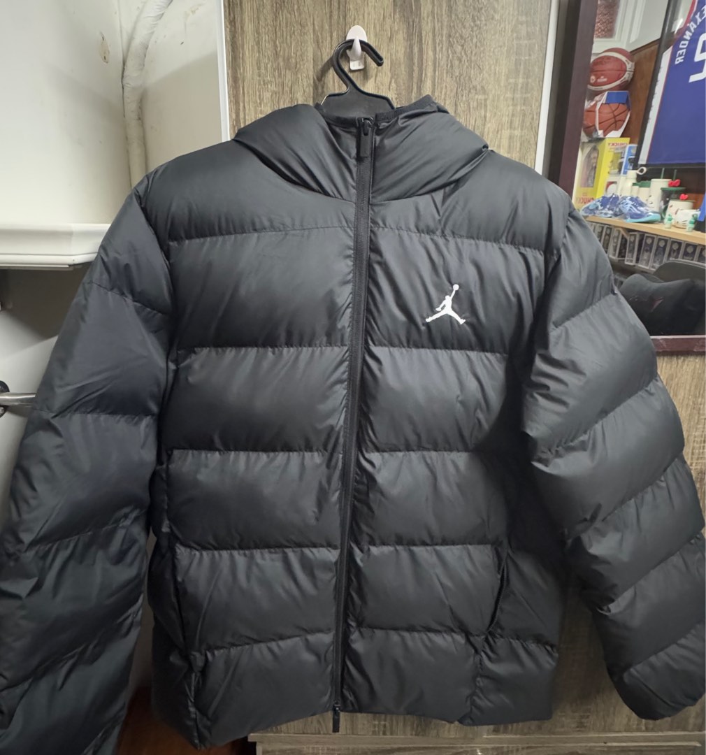 Air Jordan Puffer Jacket, Men's Fashion, Coats, Jackets and Outerwear ...
