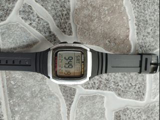 Casio F-7, Men's Fashion, Watches & Accessories, Watches on Carousell