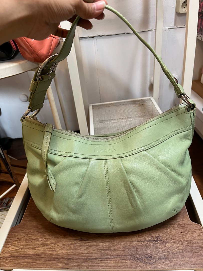 Coach vintage soho sage green, Fesyen Wanita, Tas & Dompet di Carousell