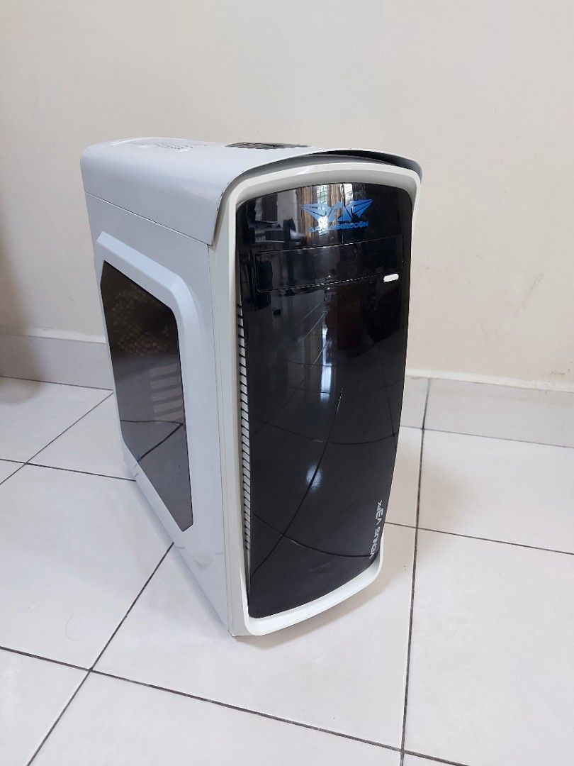Gaming PC casing with AVF 550W PSU 3 x LED fan, Computers & Tech, Parts ...