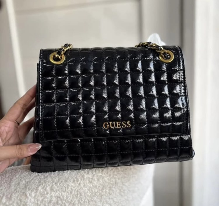 Guess Convertible Crossbody Bag, Luxury, Bags & Wallets on Carousell