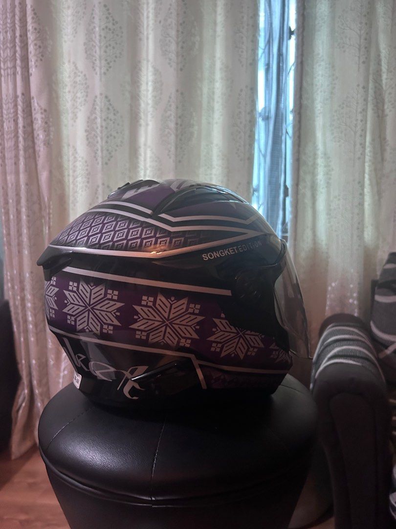 Helmet Zeus Songket Edition, Motorbikes on Carousell