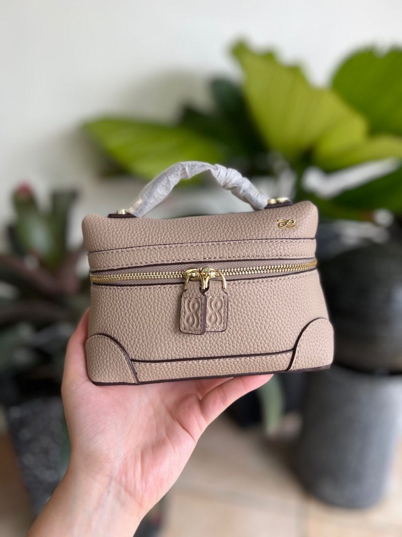 House of Little Bunny Micro Kate, Women's Fashion, Bags & Wallets ...