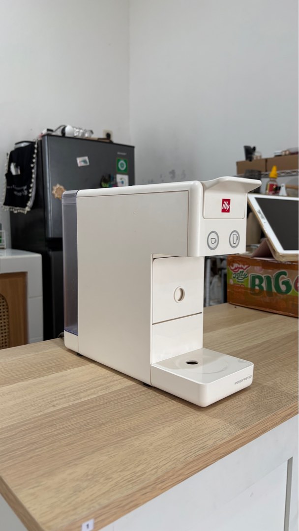 Illy Espresso Machine Capsule (Mesin Kopi Espresso Illy), Kitchen ...