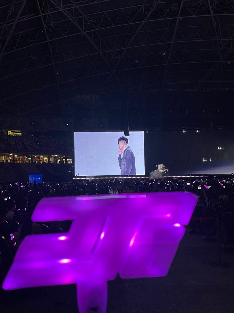 JJ Lin JJ20 Final Lap tour light stick, Hobbies & Toys, Memorabilia ...