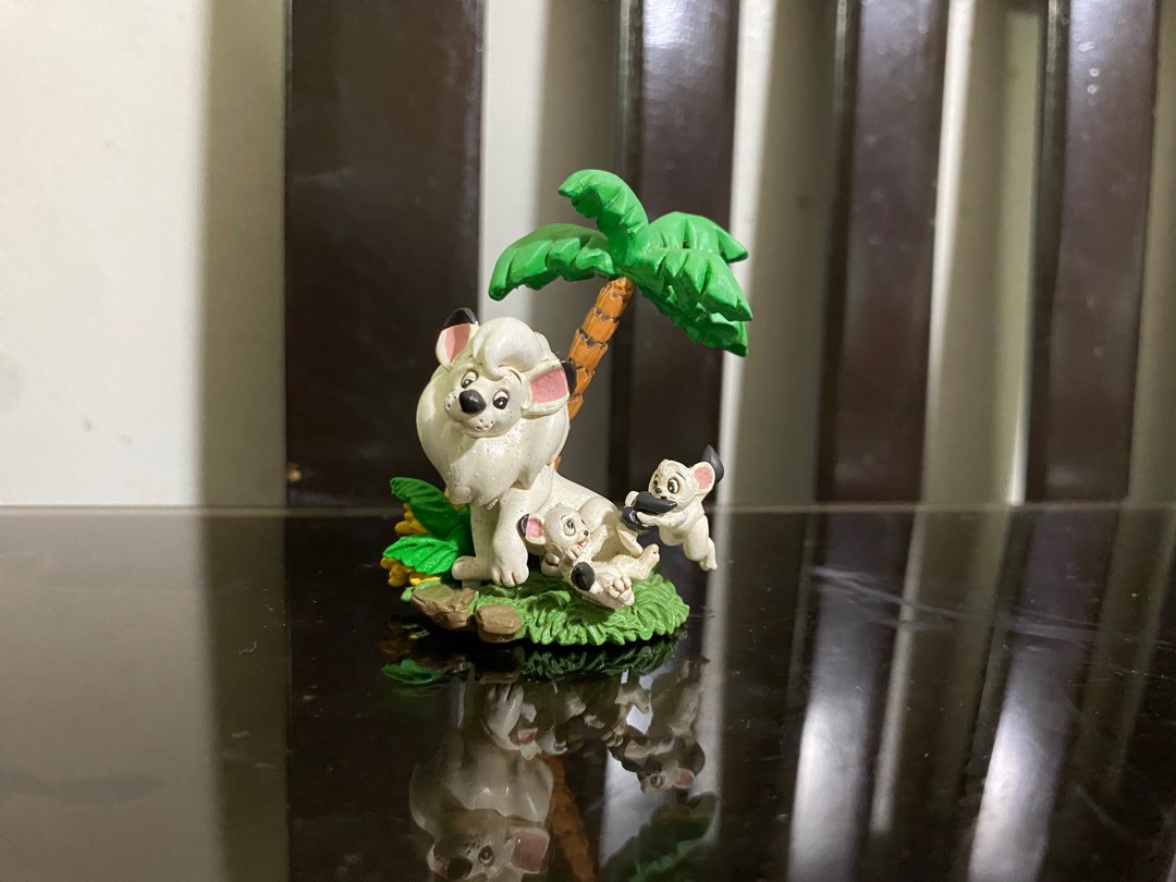 Leo Kimba the White Lion Jungle Emperor Figure Kaiyodo Diorama Japan ...