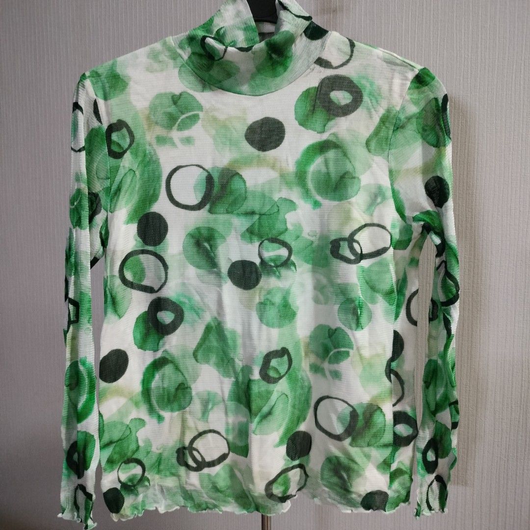 MESH NET TURTLE NECK, Women's Fashion, Tops, Longsleeves on Carousell