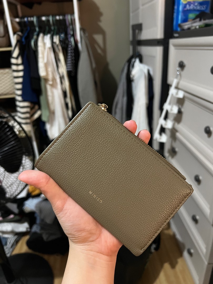 Miniso Wallet, Women's Fashion, Bags & Wallets, Wallets & Card holders ...