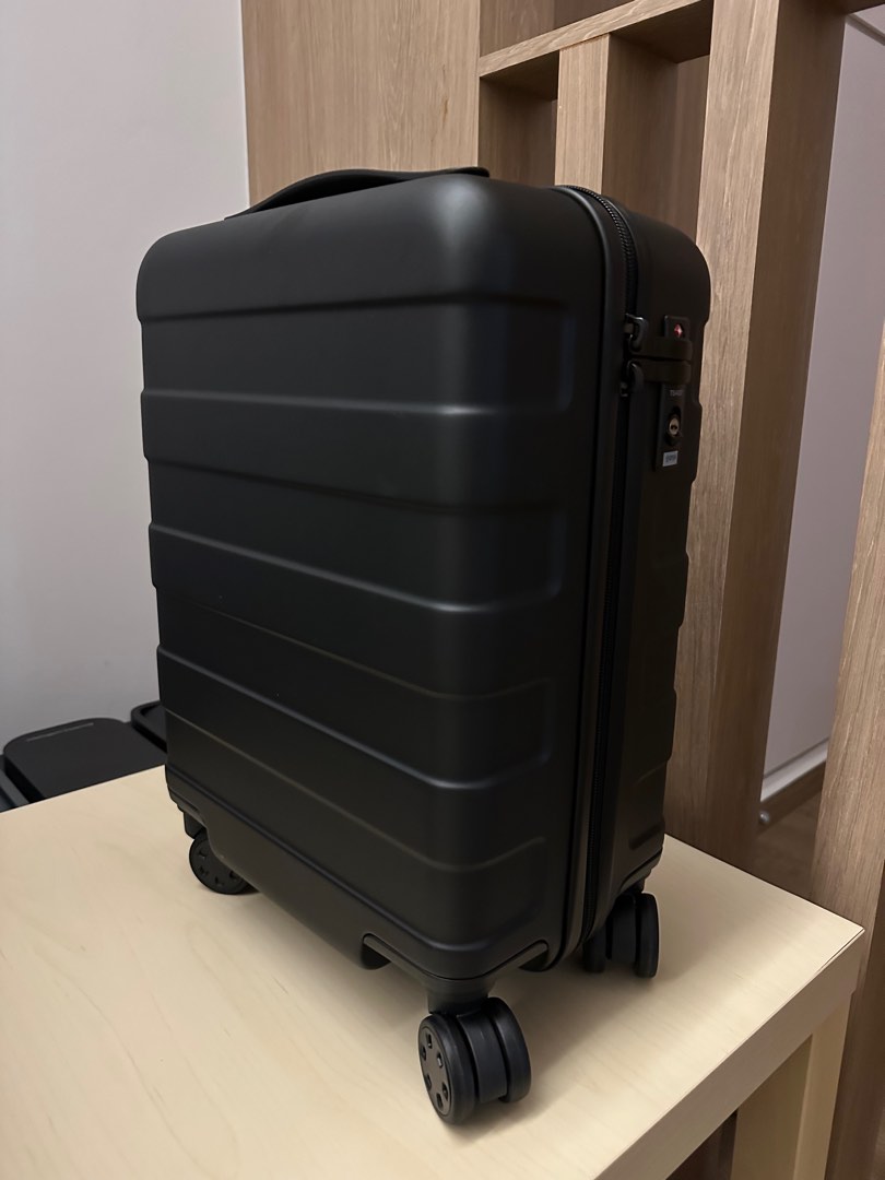 Muji 20L luggage, Hobbies & Toys, Travel, Luggage on Carousell