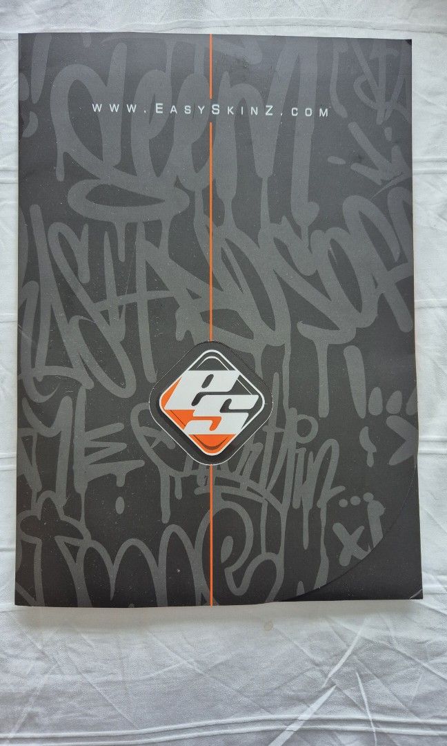 Qskinz/Easyskinz Space Grey MATT Metallic Skin (Macbook Pro 14", M4 ...