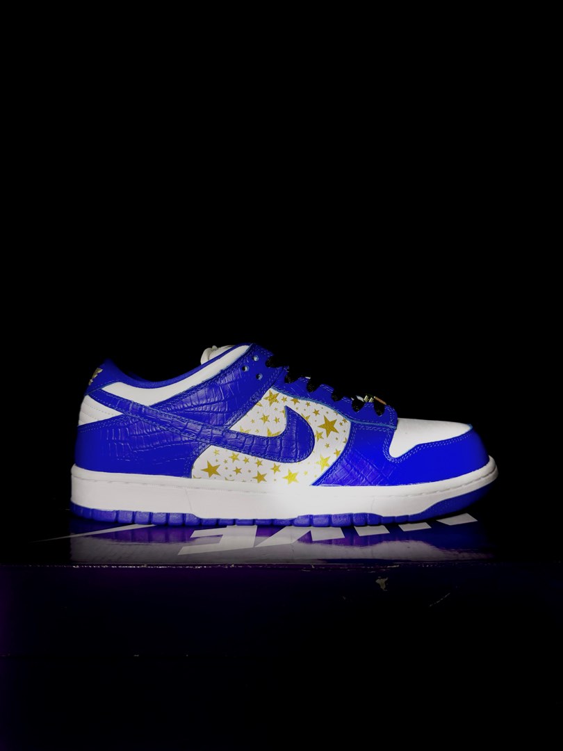 SB Dunk x Supreme 'Hyper Royal', Men's Fashion, Footwear, Sneakers on ...