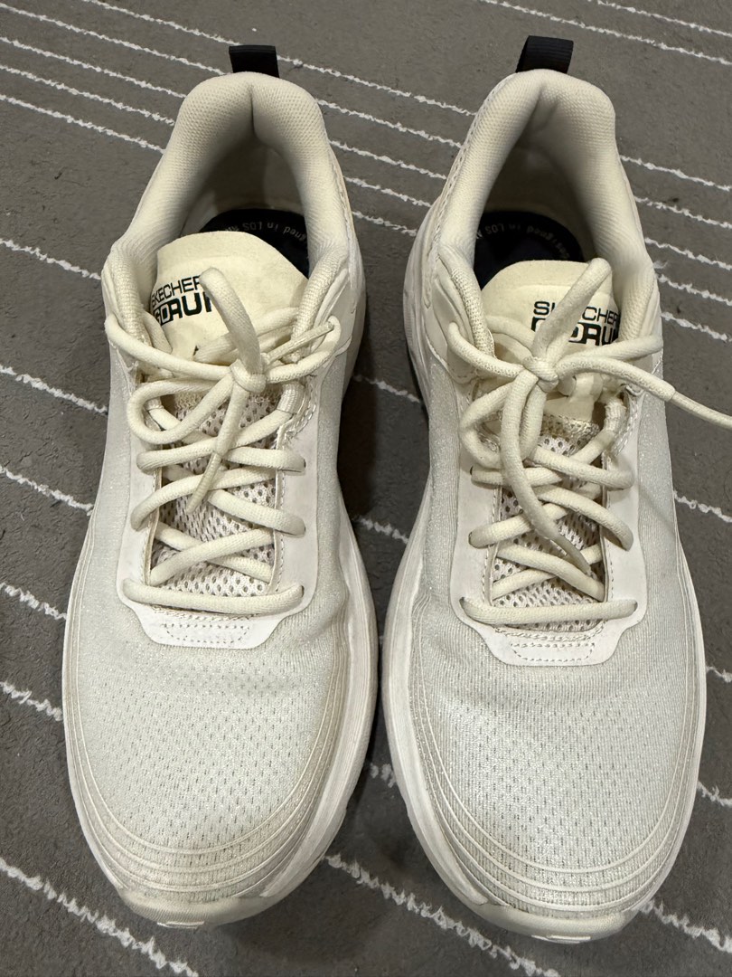 Skechers max cushioning delta shoes, Women's Fashion, Footwear, Sneakers on Carousell