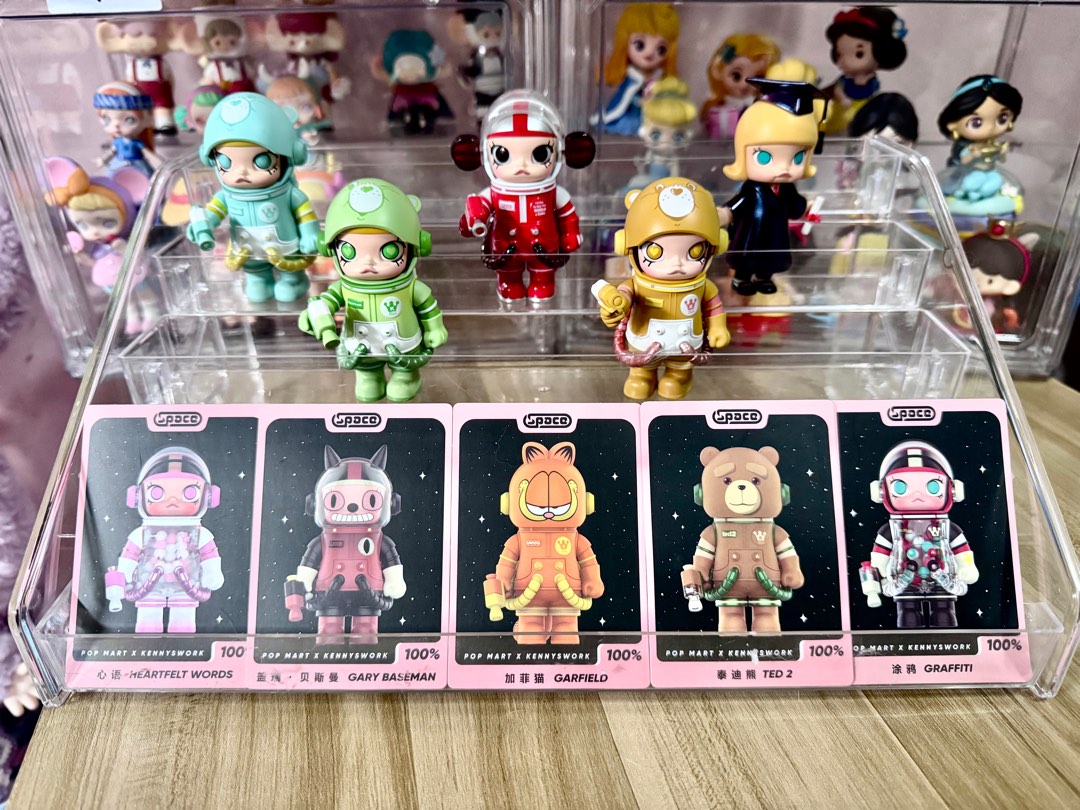 Space Molly v2 v3 secret, Hobbies & Toys, Toys & Games on Carousell