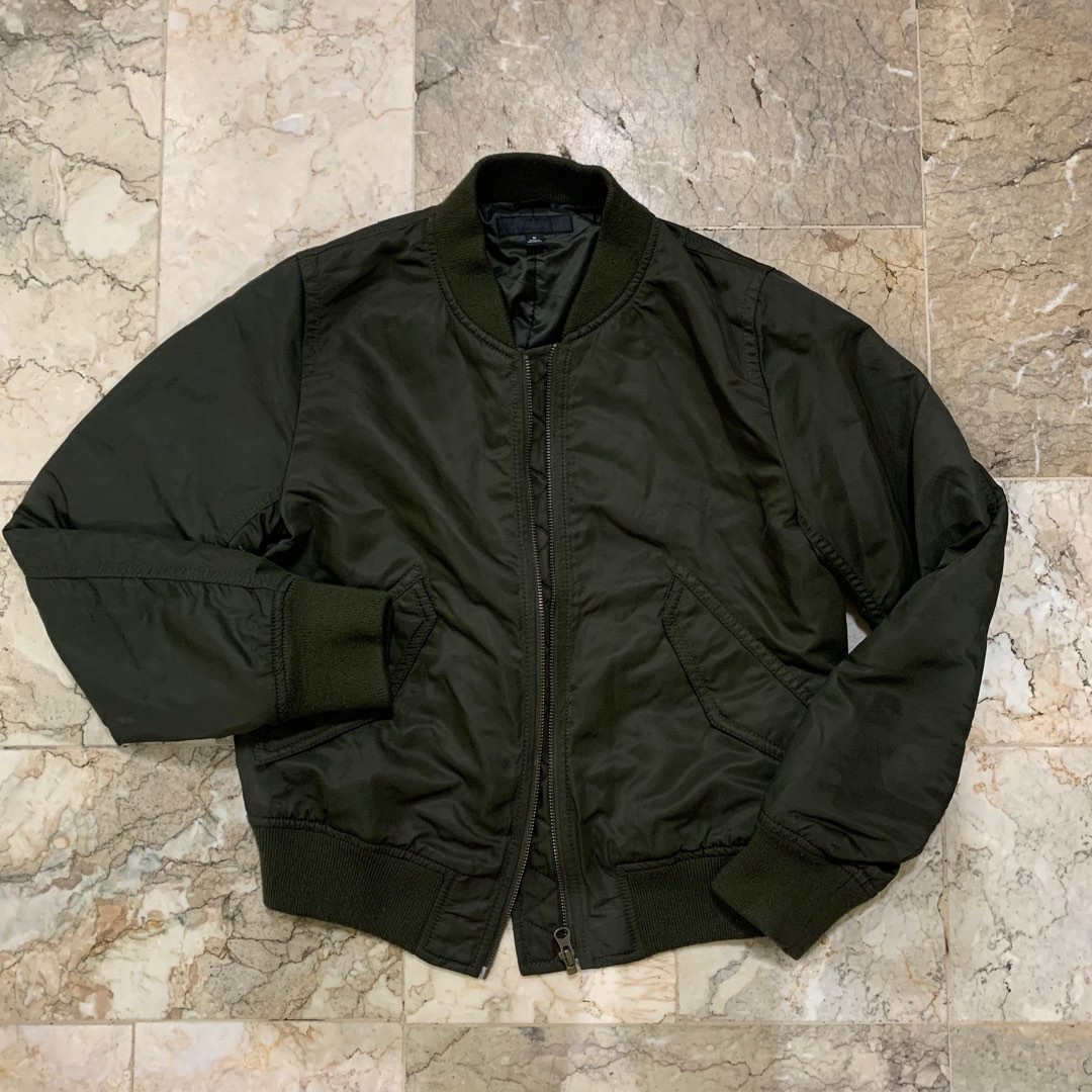 Uniqlo puff Bomber jacket, Women's Fashion, Coats, Jackets and ...