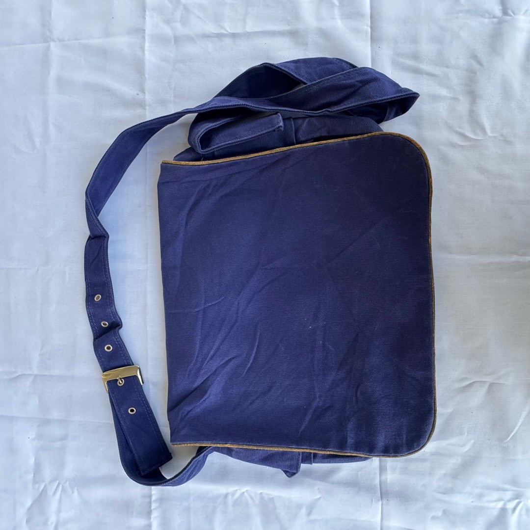 United Color of Benetton UCB Shoulder Bag, Women's Fashion, Bags ...