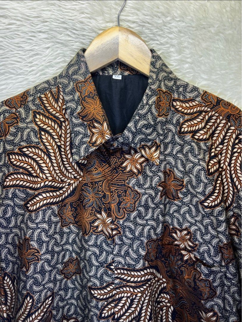 Vintage Batik Brown longsleeves mandela type with black inner lining ...