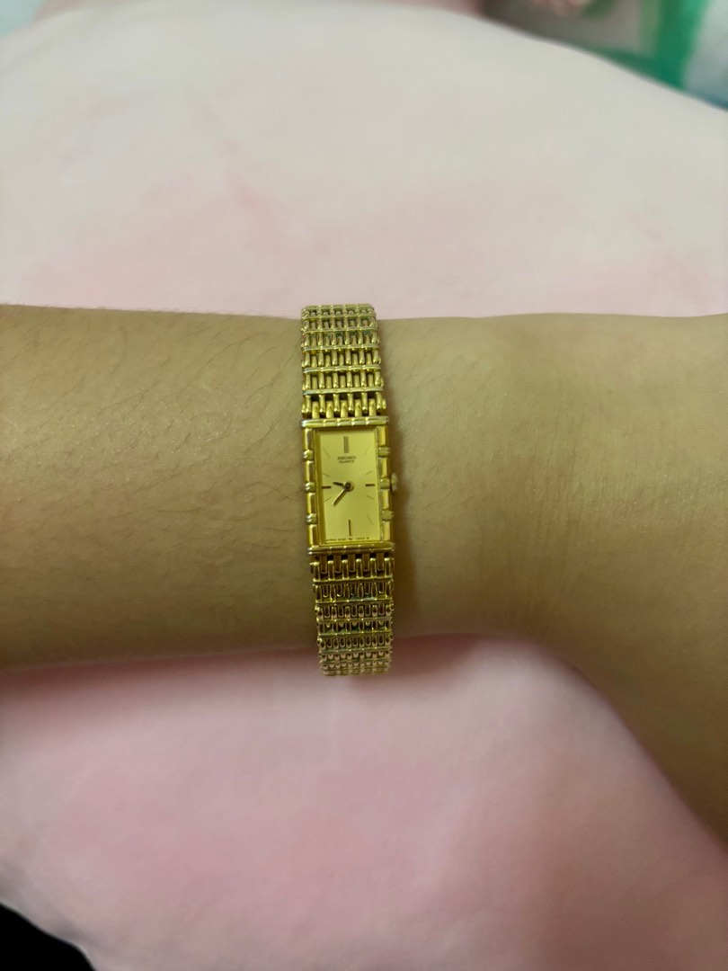 Vintage Seiko Tank Watch Women Gold Plated 2E20-6109, Women's Fashion, Watches & Accessories ...