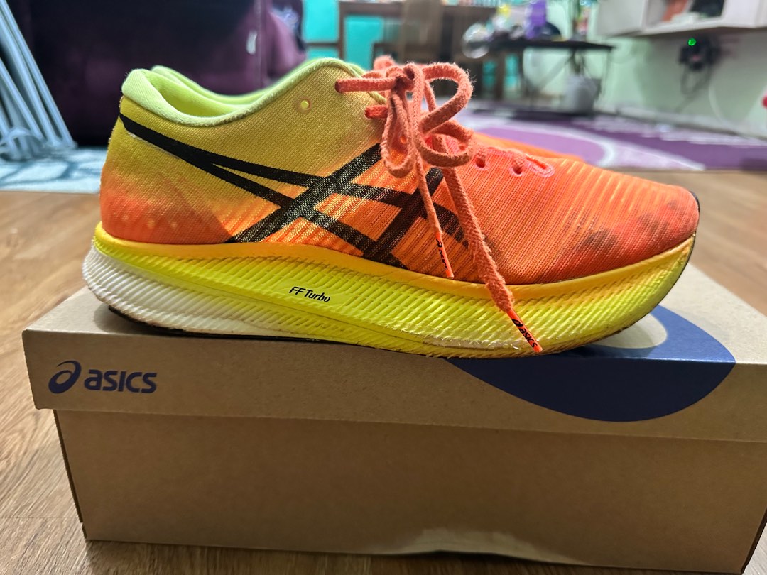 Asics Metaspeed Edge, Women's Fashion, Footwear, Shoe inserts on Carousell
