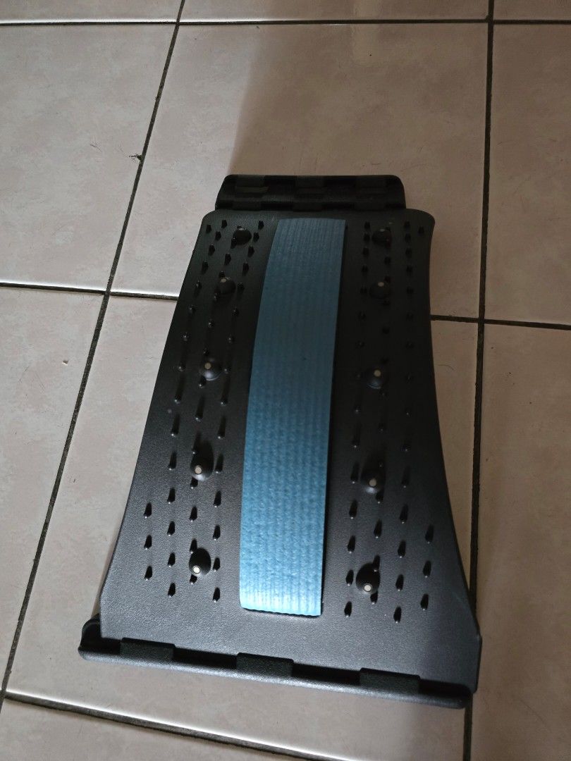 Back muscle relaxer with adjustable bend angle, Health & Nutrition ...