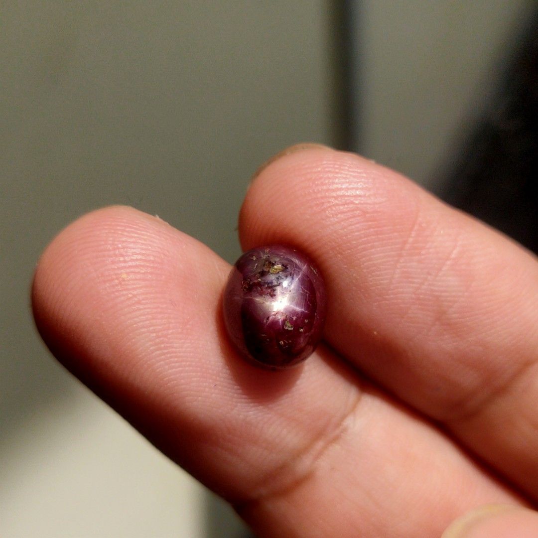 bahan batu ruby daging