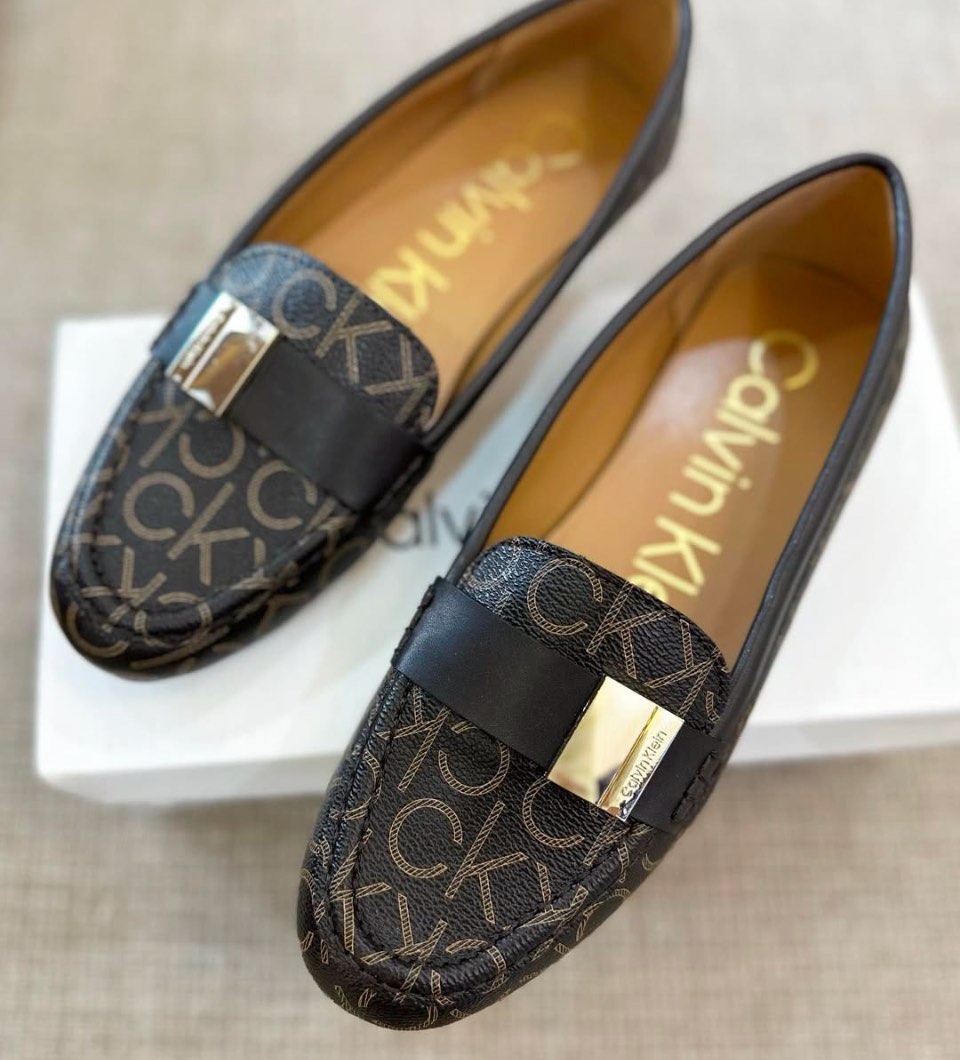 Calvin Klein Loafers, Women's Fashion, Footwear, Loafers on Carousell