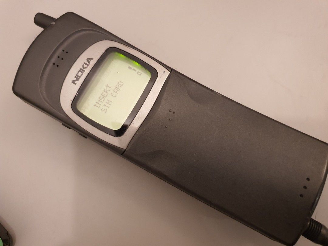 Classic Nokia 5110, 7110, 8110i, 9110i & Ericsson R320s, Mobile Phones ...