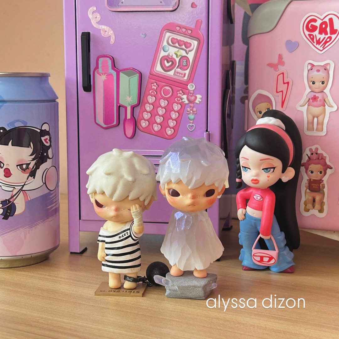 hirono fading and manacle, Hobbies & Toys, Toys & Games on Carousell