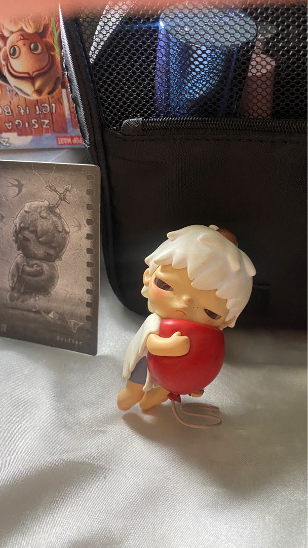 Hirono Mime Series - Drifter, Toys & Collectibles, Mainan di Carousell