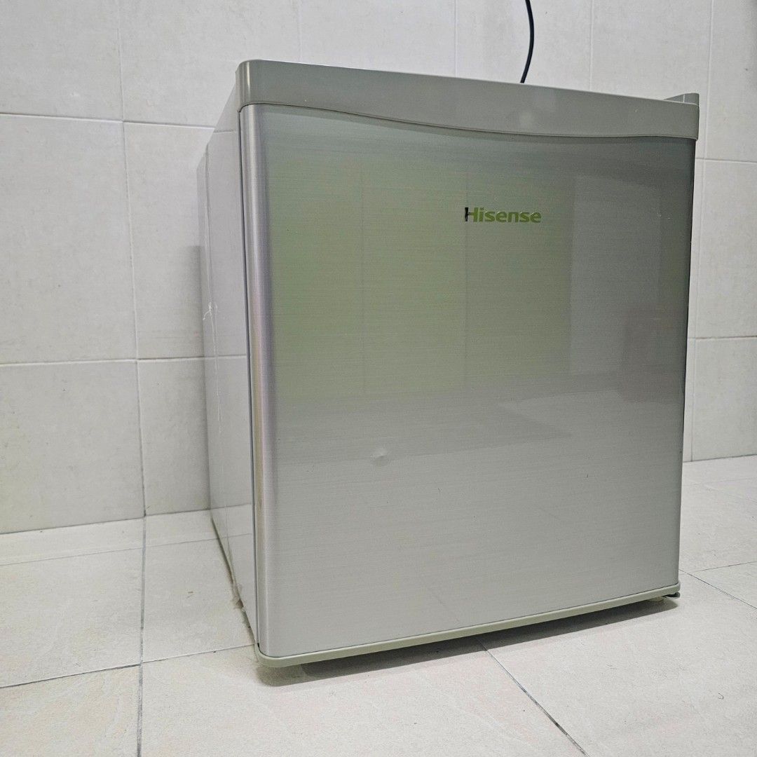 Hisense Mini Fridge 60 L, TV & Home Appliances, Kitchen Appliances ...