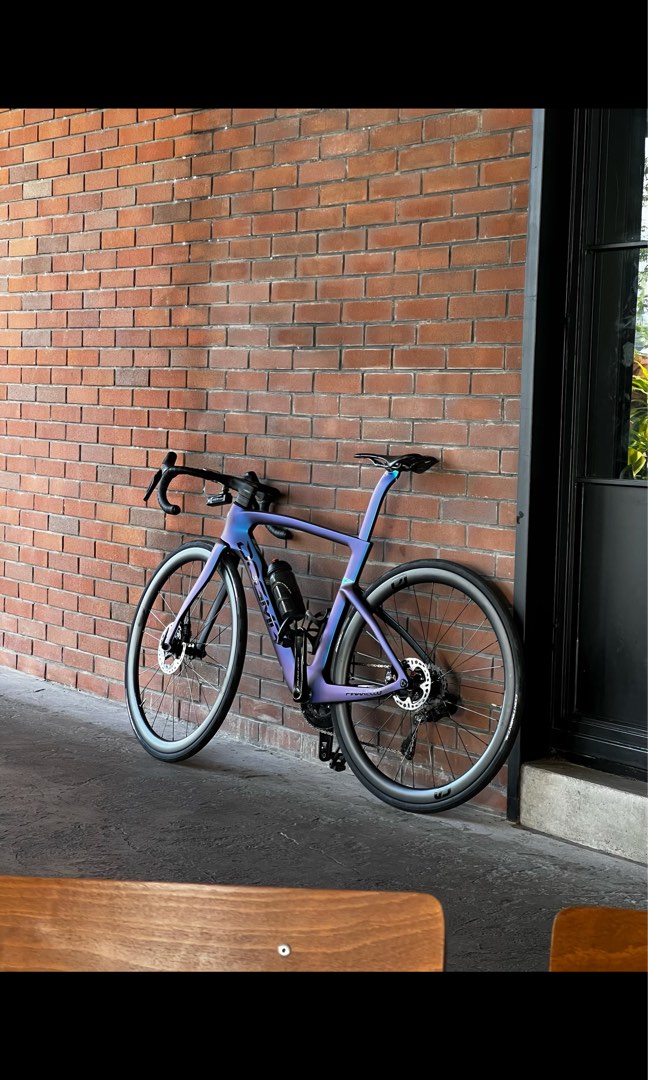 Latest 2025 Pinarello dogma f complete bike size 50, Sports Equipment ...