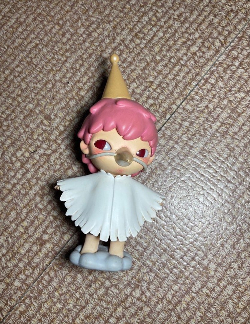 Little Mischief Hirono - Bird man / Birdman popmart blindbox, Hobbies ...