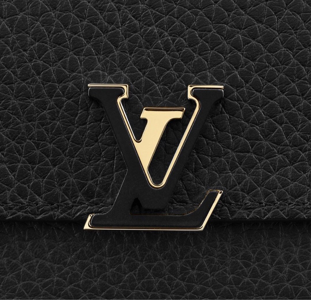 LV Louis Vuitton Capucines Multi Compartment Compact Wallet Purse ...