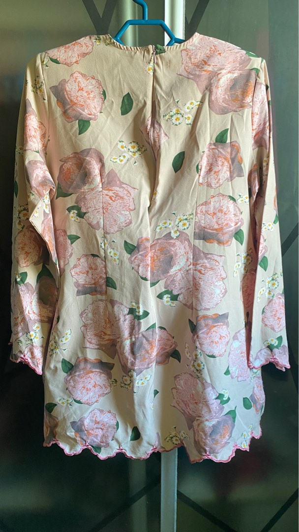 Melia design, Women's Fashion, Muslimah Fashion, Baju Kurung & sets on ...