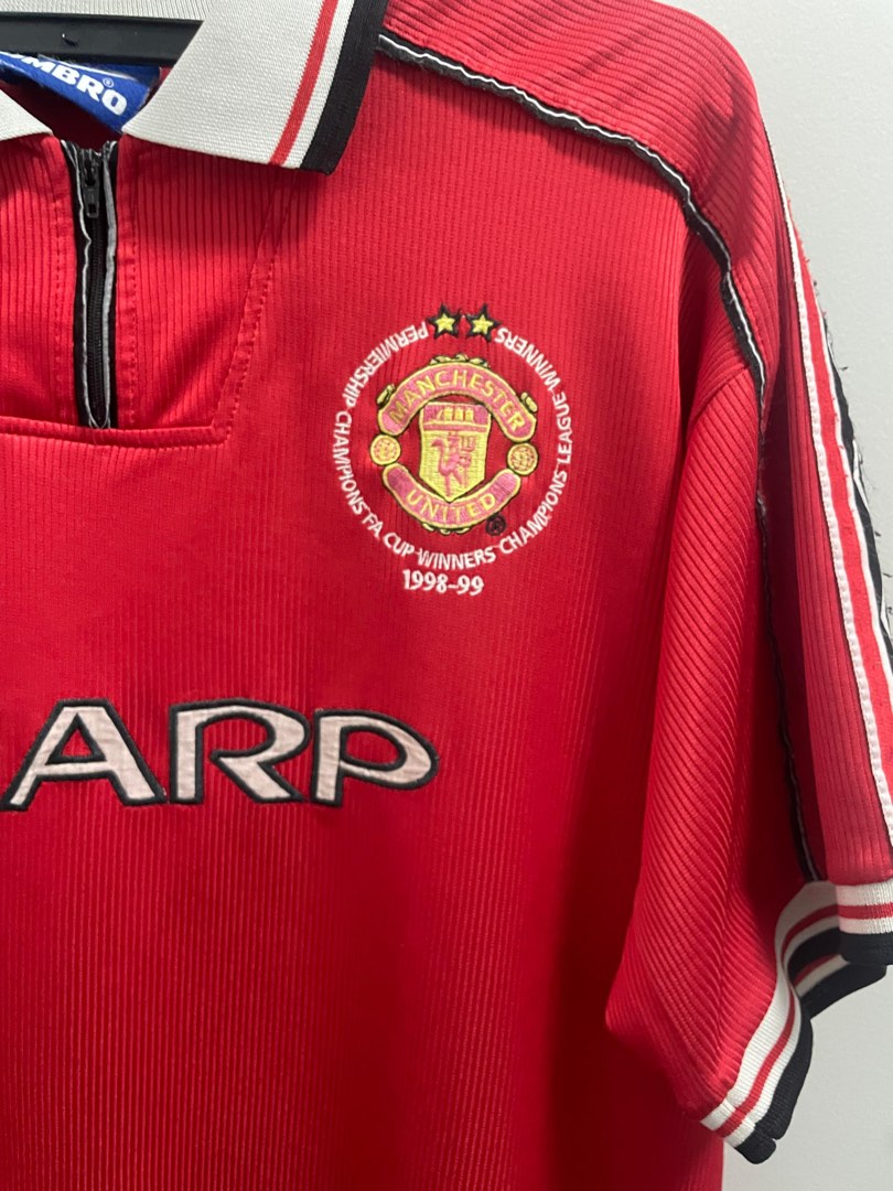 MU JERSEY RETRO, Men's Fashion, Activewear on Carousell