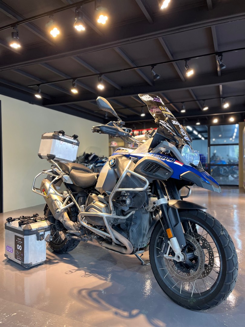 Pre Owned BMW R1200GSA on Carousell