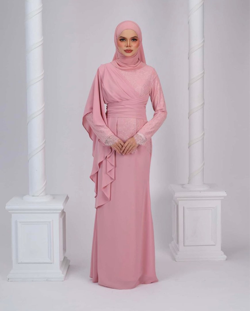 Qiszar Edria Dress, Women's Fashion, Muslimah Fashion, Dresses on Carousell