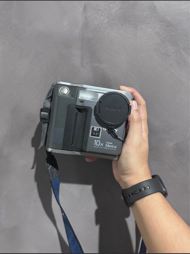 Sony Mavica MVC - FD7 Floppy Disk 10x Zoom 1997 Collectors Digital ...