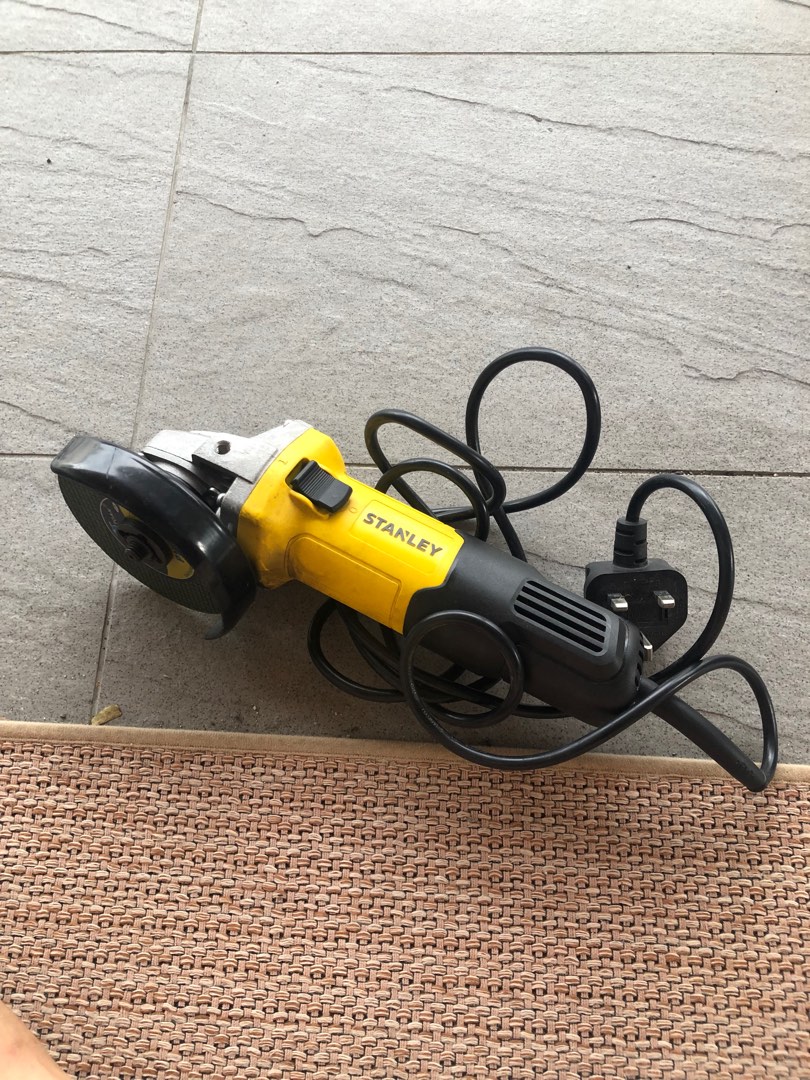 Stanley SG7100 Angle Grinder, Furniture & Home Living, Home Improvement ...
