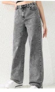 Baggy jeans, Women's Fashion, Bottoms, Jeans & Leggings on Carousell