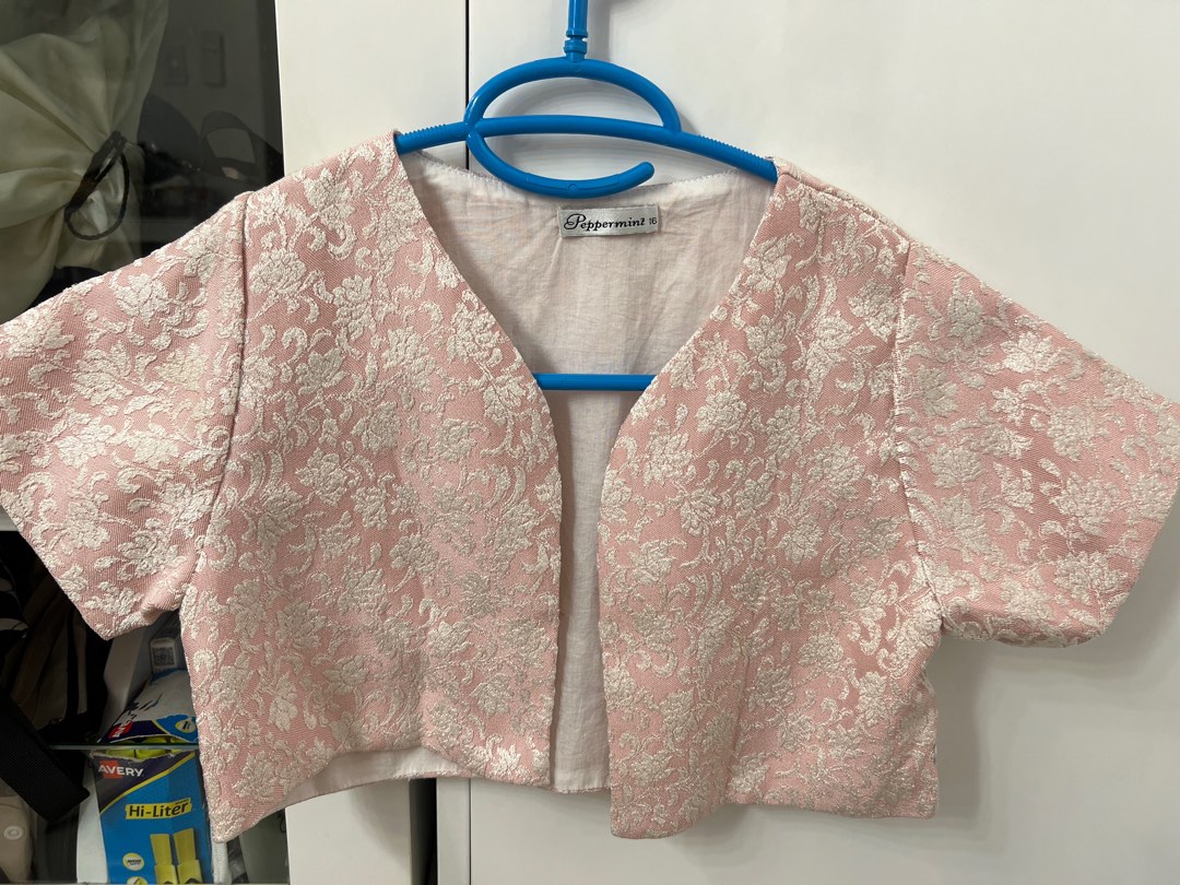 Bolero Top, Women's Fashion, Tops, Blouses on Carousell