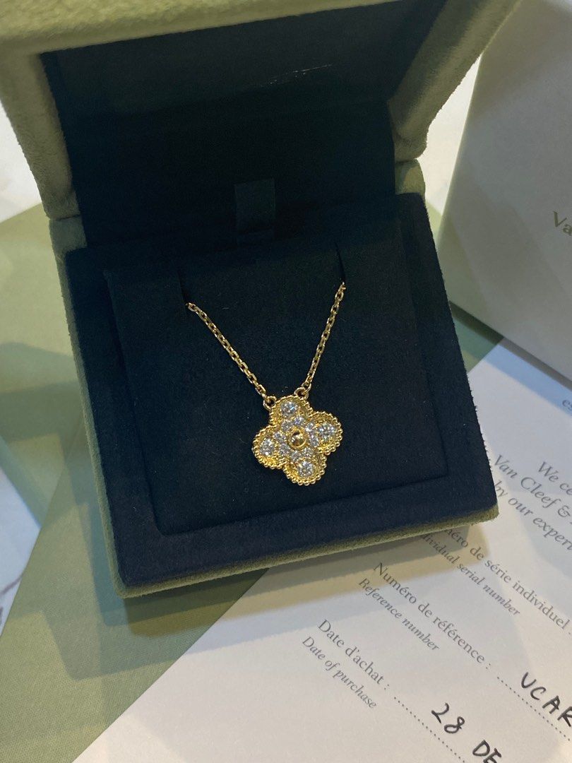 (BRAND NEW) 2023 VCA VAN CLEEF & ARPELS VINTAGE ALHAMBRA DIAMOND ...