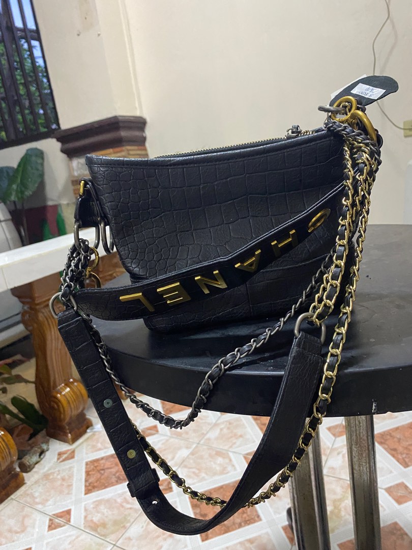Class A Black Chanel Bag, Women's Fashion, Bags & Wallets, Shoulder ...