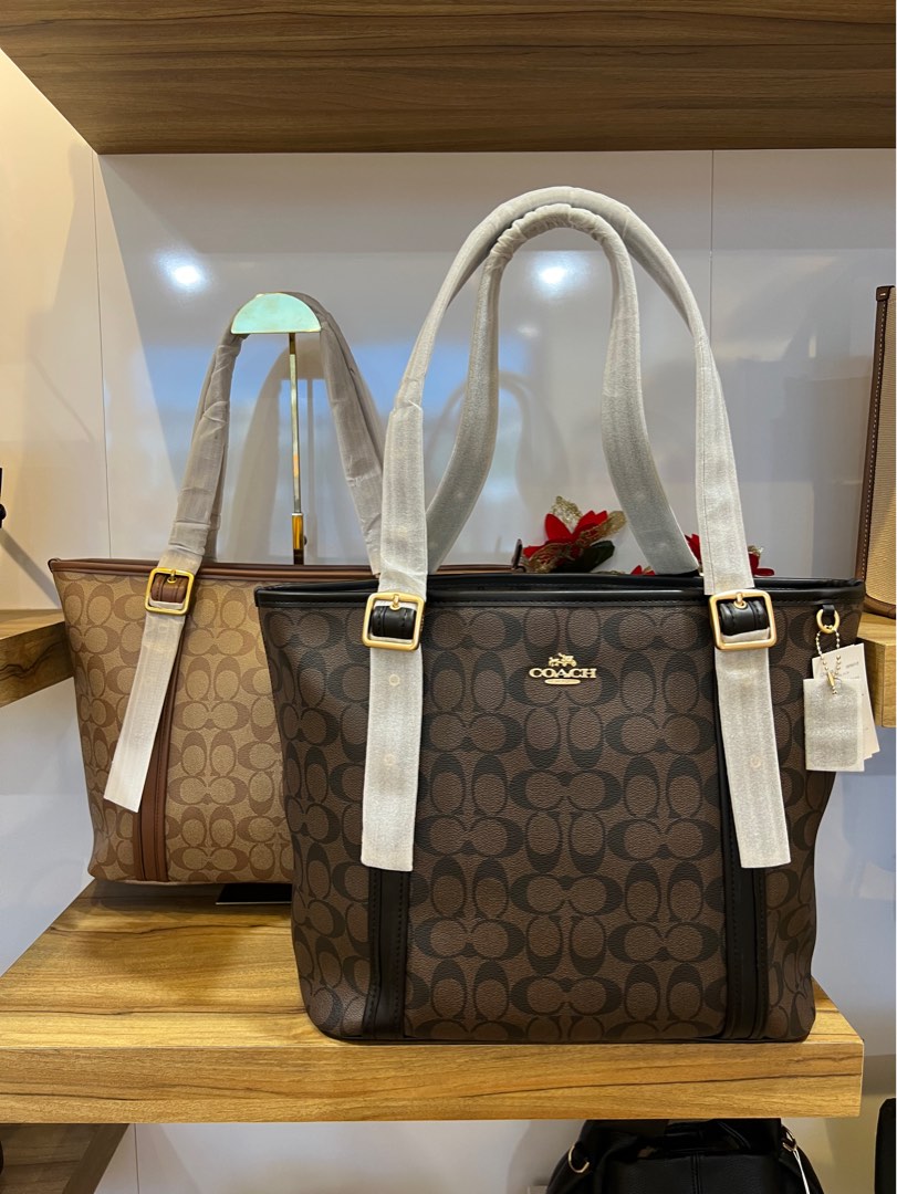 Coach Ashton Tote Bag in Signature Canvas, Luxury, Bags & Wallets on ...