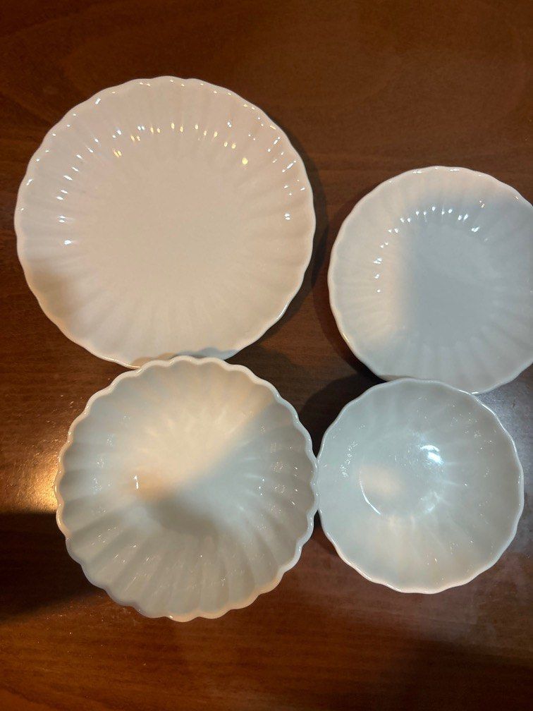 Daiso plates and bowls, Furniture & Home Living, Kitchenware ...