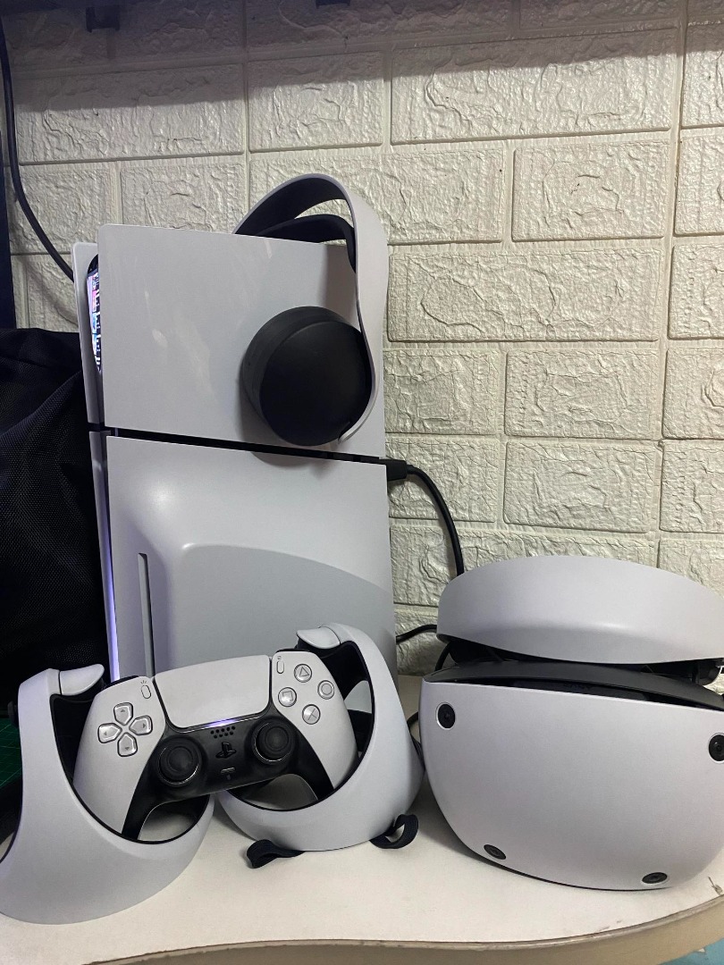 FS: PS5 Slim + PSVR2 + Pulse 3D, Video Gaming, Video Game Consoles, PlayStation on Carousell