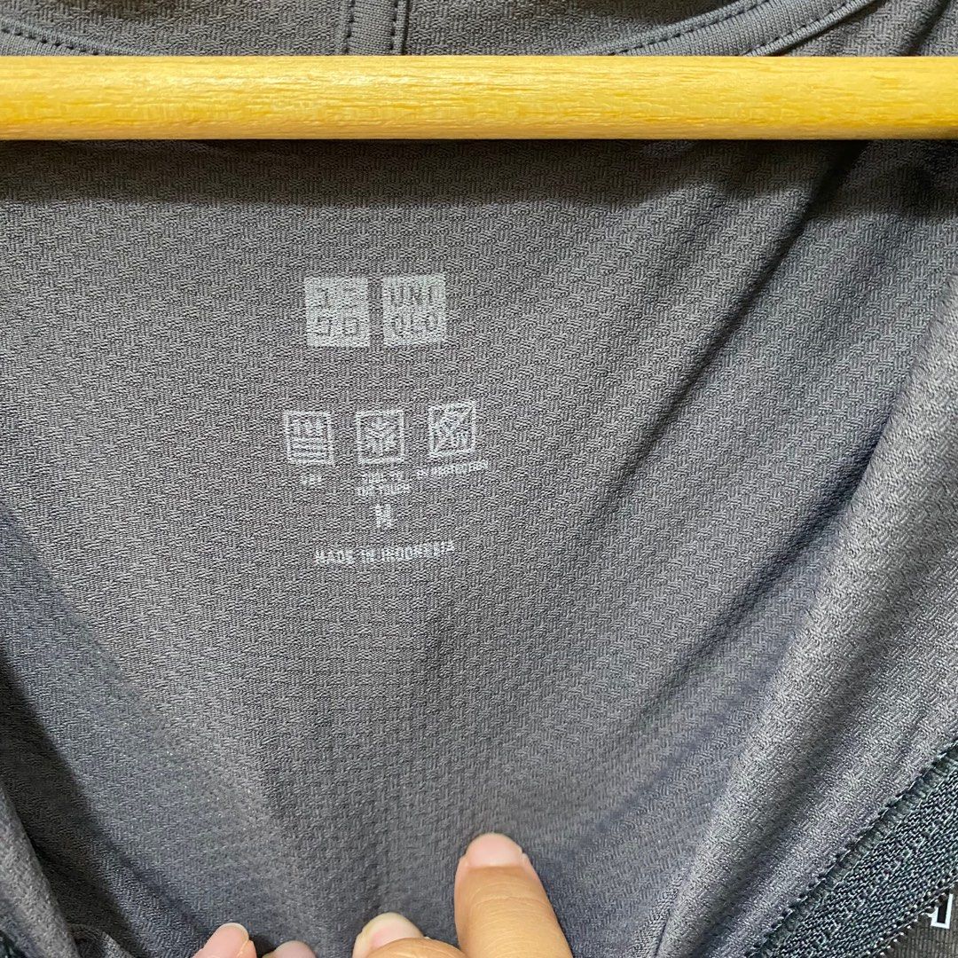 NEW WITH TAG - M Uniqlo Airism Pocketable UV Mesh Jacket Running Jaket ...