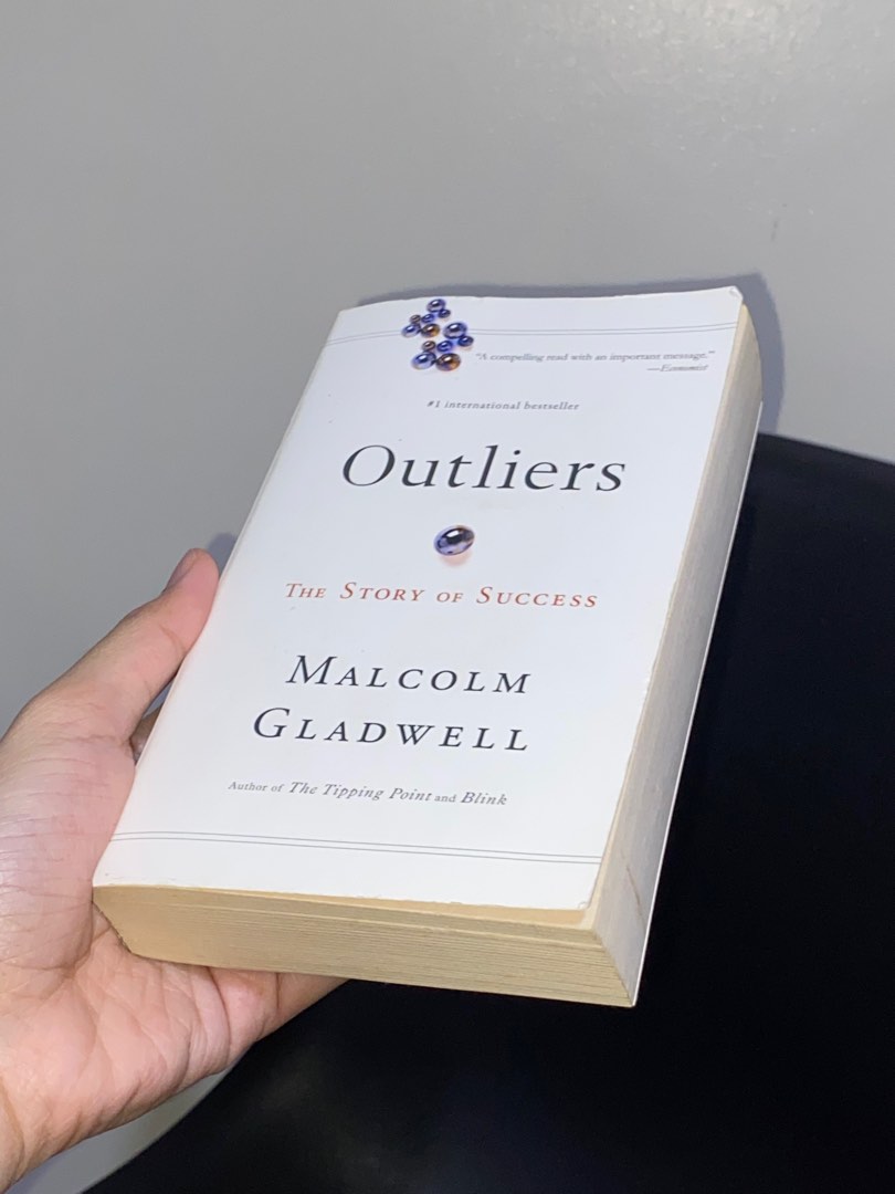 Outliers: The Story of Success by Malcolm Gladwell, Hobbies & Toys ...