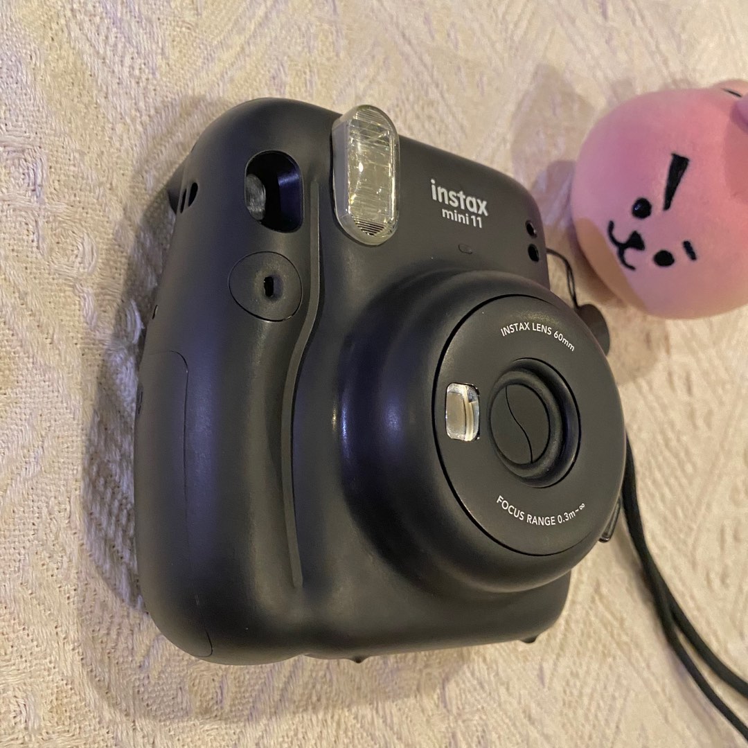 RUSH INSTAX MINI 11 BLACK, Photography, Cameras on Carousell