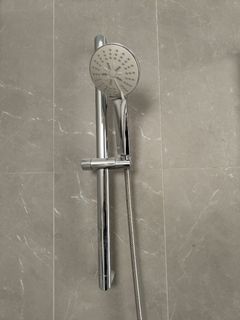 27794003 Grohe Tempesta 110 Shower Head, Furniture & Home Living ...